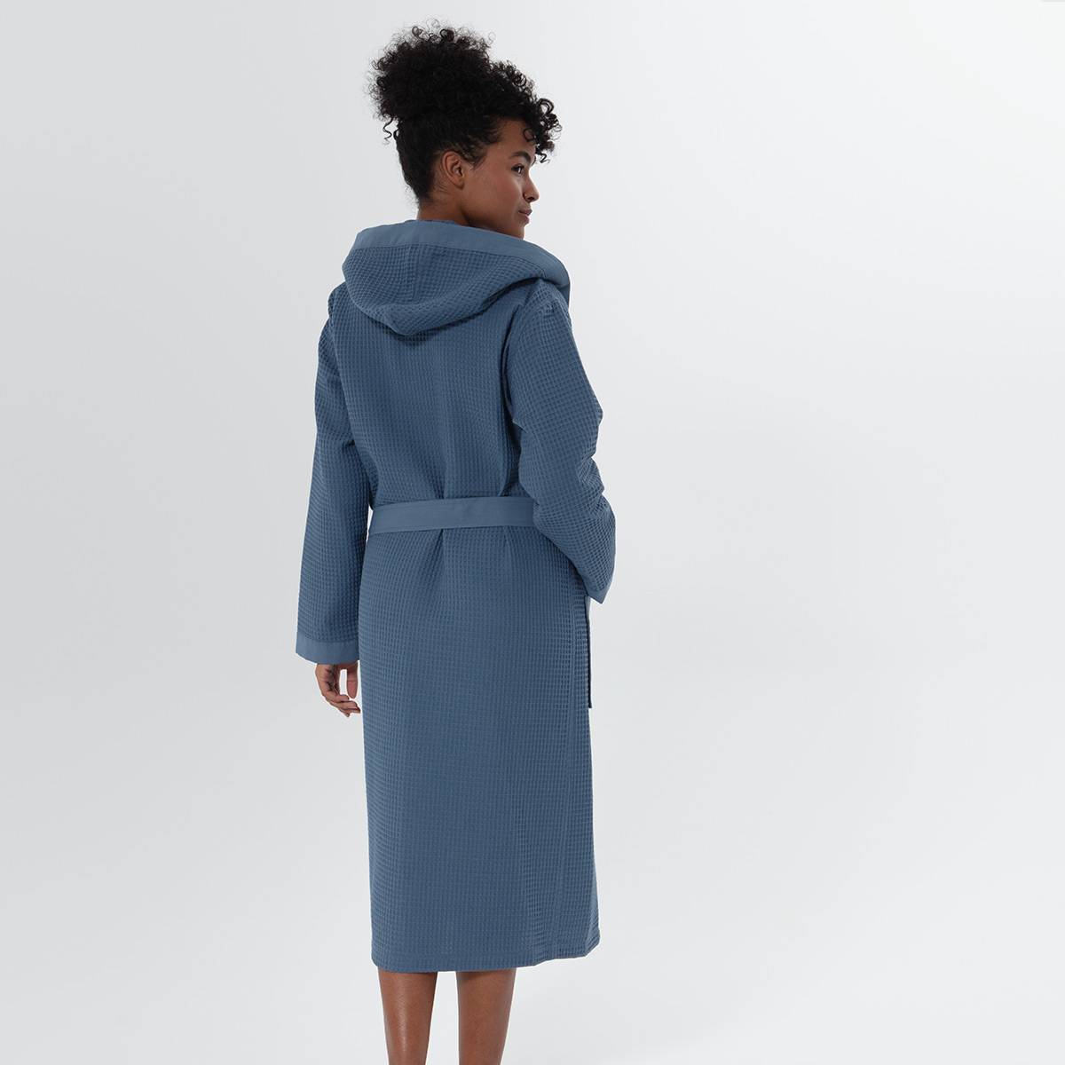 Waffle Robes: Lightweight Spa-Inspired Style